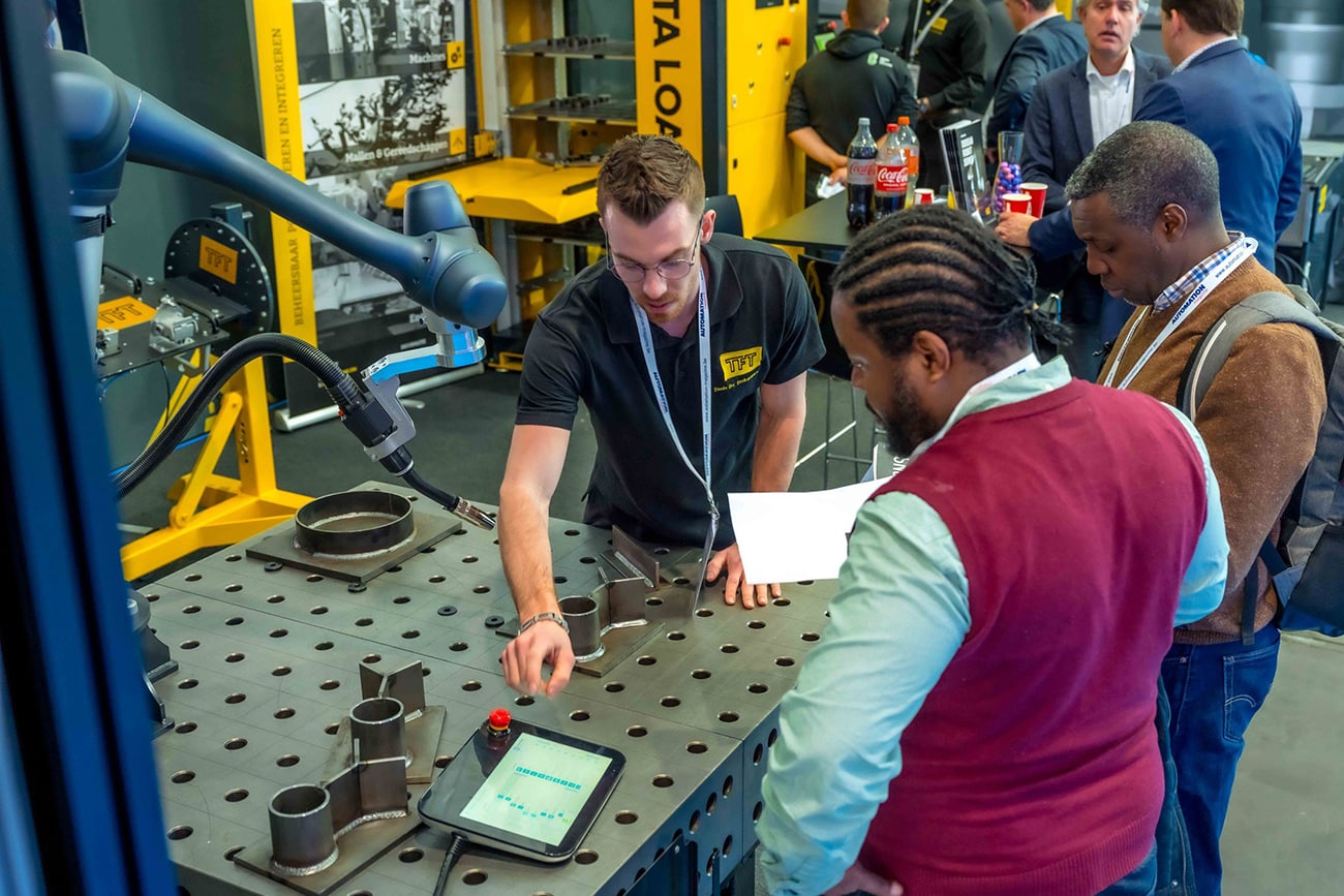 Manifeste investeringsdrang en innovatiehonger bij maakbedrijven maken van MACHINEERING 2023 een ...